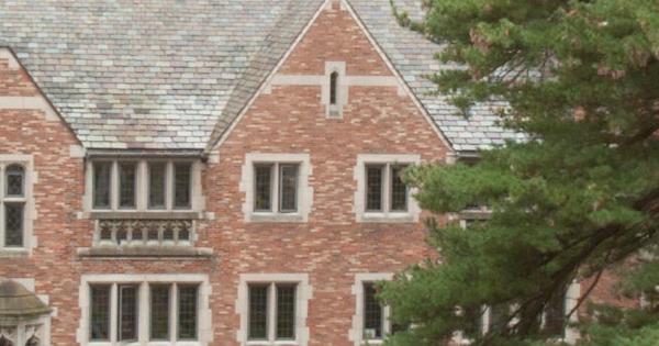 Yale Law School - Information Session | Pre-Professional Programs